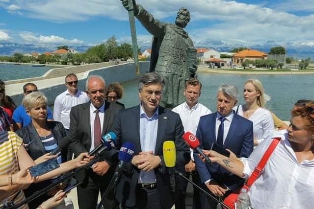 Vlada i HDZ pokazali su u koronakrizi kako sačuvati zdravlje i ...